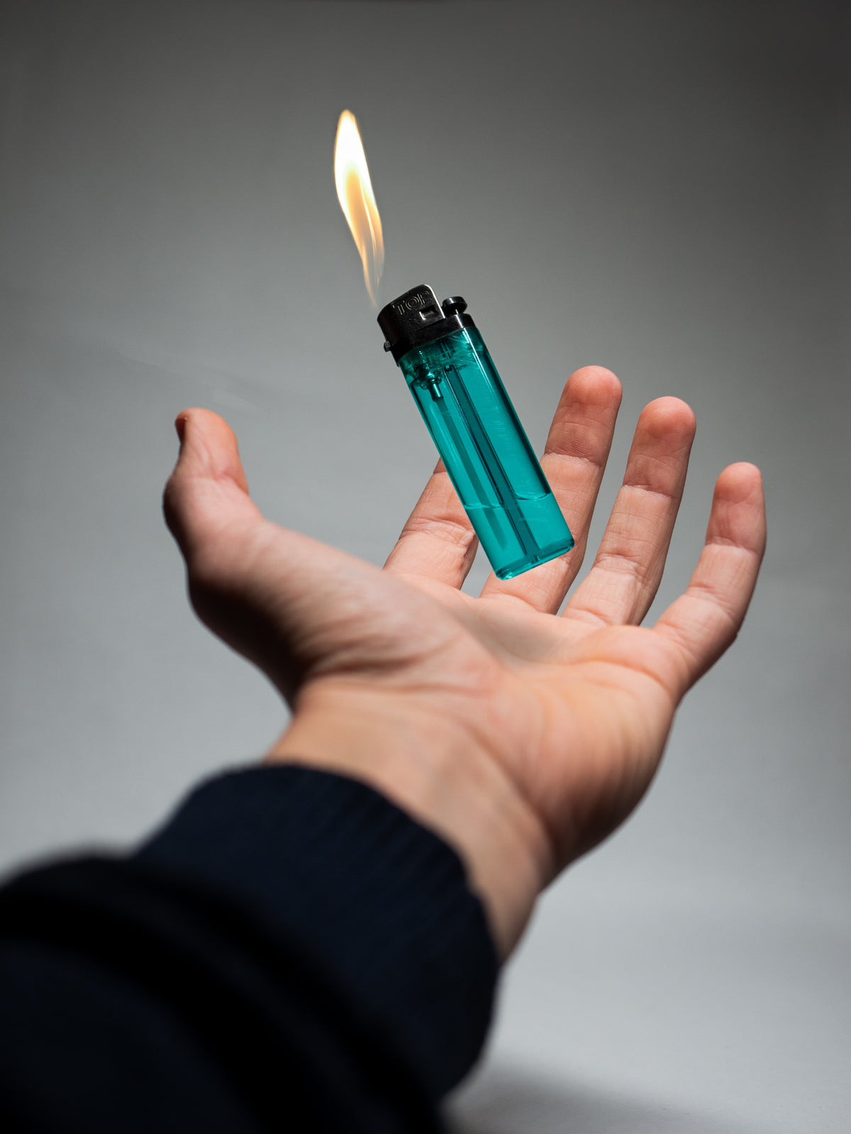 De quoi est composé un briquet ? Comment ça marche ? — Mister Briquet